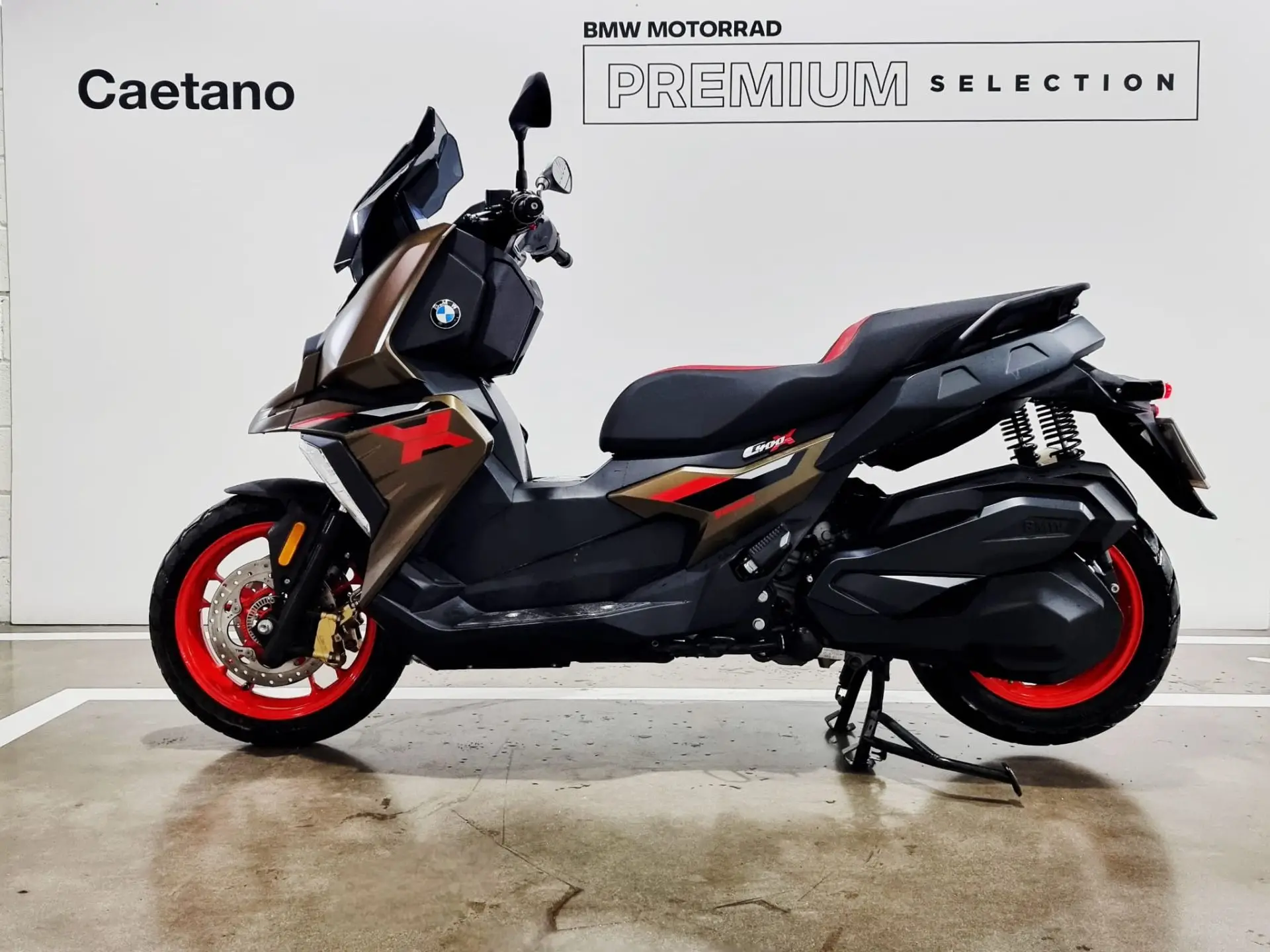 BMW Motorrad C 400 X Kalamata metallic matt. - Caetano